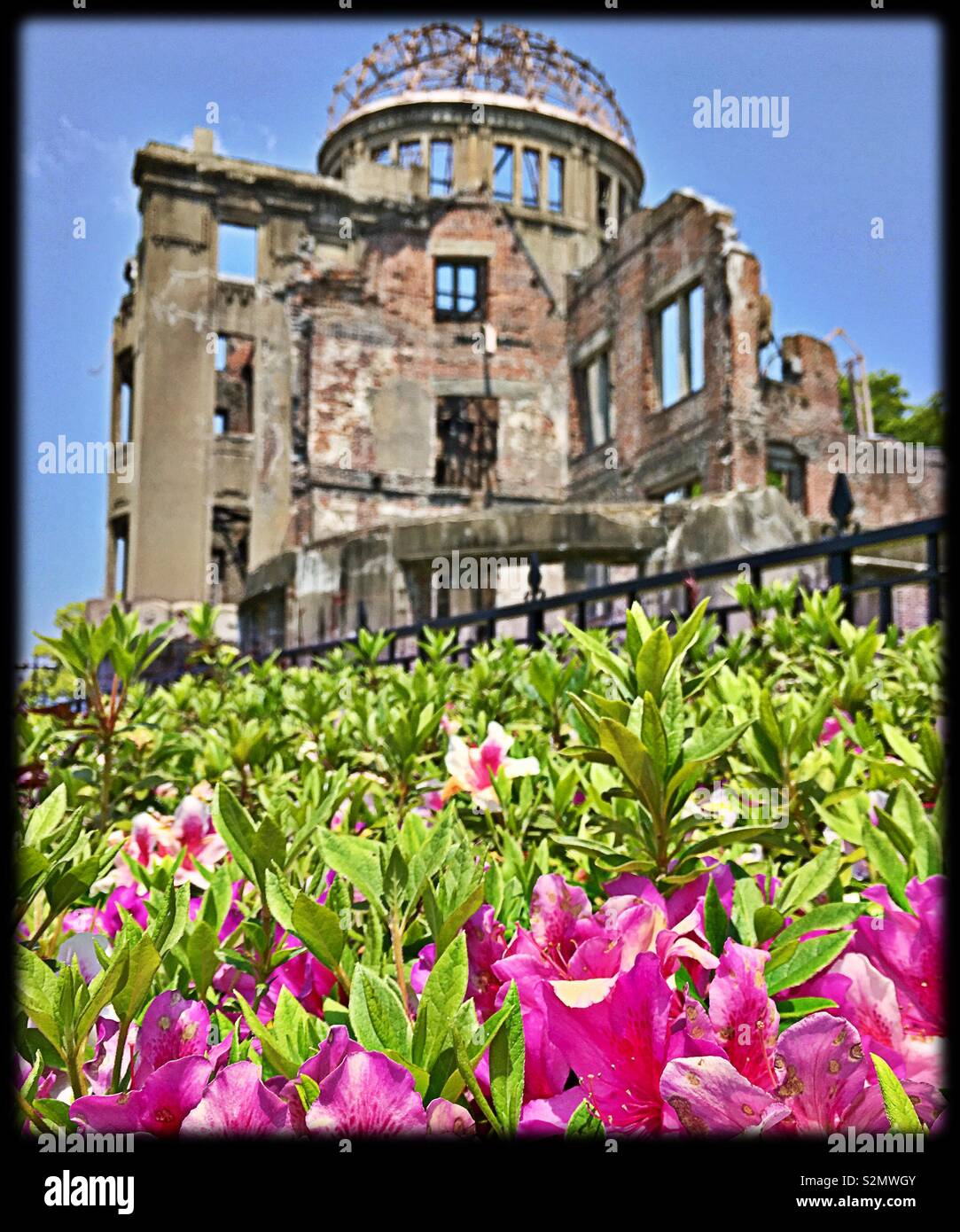 Atomic bomb dome hiroshima hi-res stock photography and images - Alamy