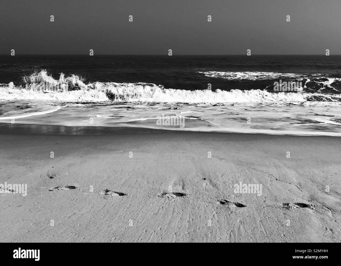 Leave only footprints hi-res stock photography and images - Alamy