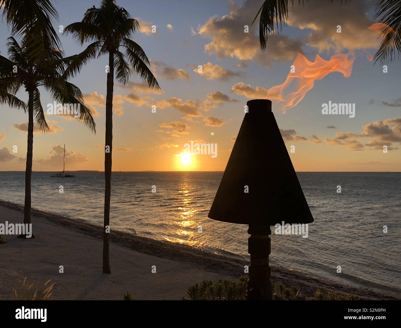 Tiki Beach Stock Photos & Tiki Beach Stock Images - Alamy