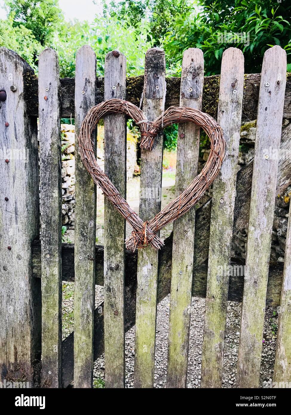 Heart gate hi-res stock photography and images - Alamy