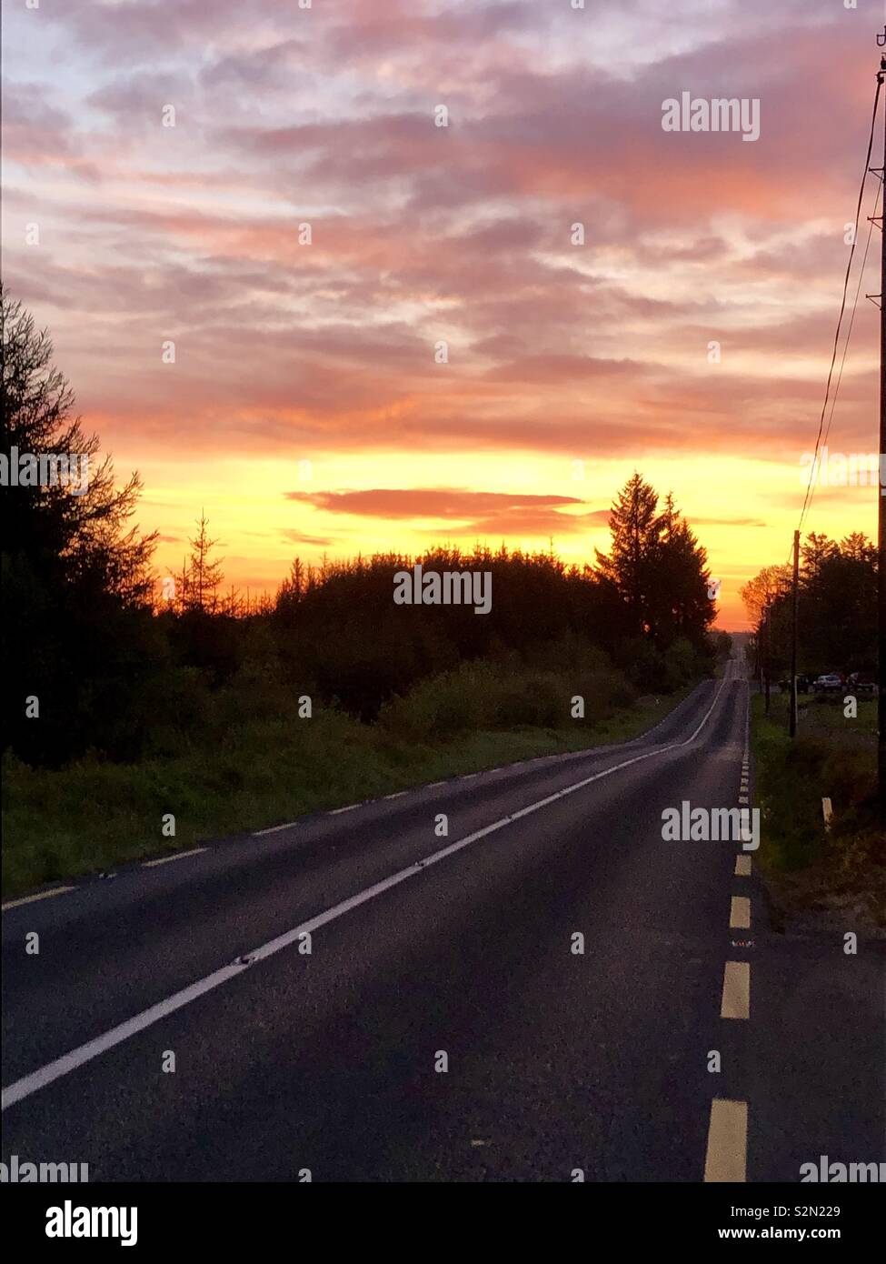 Dawn on the road hi-res stock photography and images - Alamy