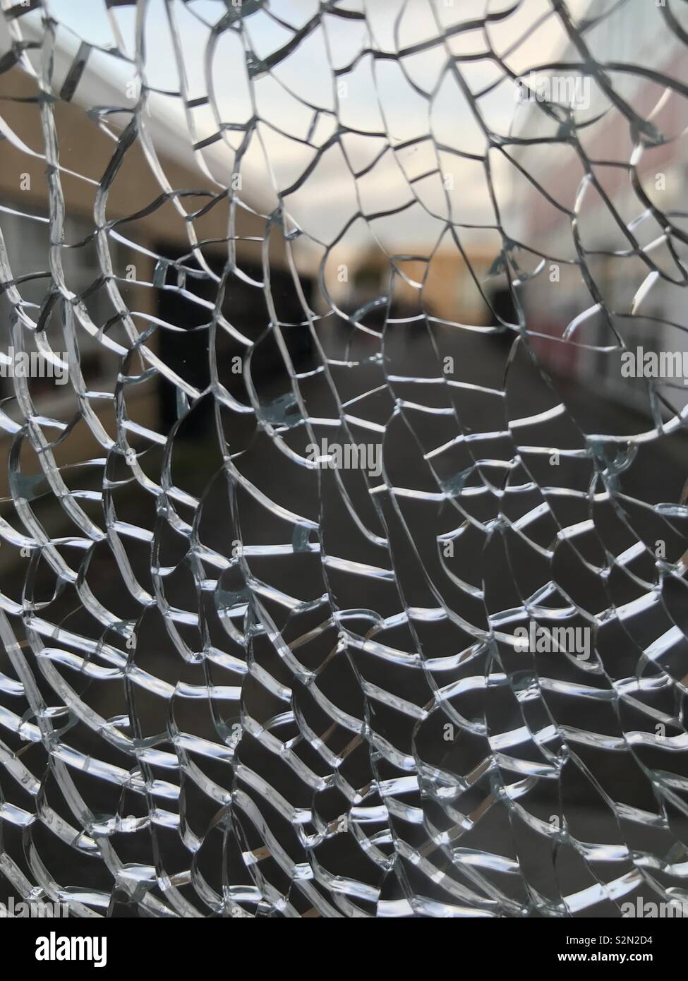 Shattered glass hi-res stock photography and images - Alamy