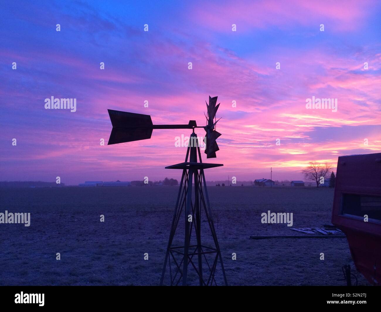 Sunrise with windmill hi-res stock photography and images - Alamy