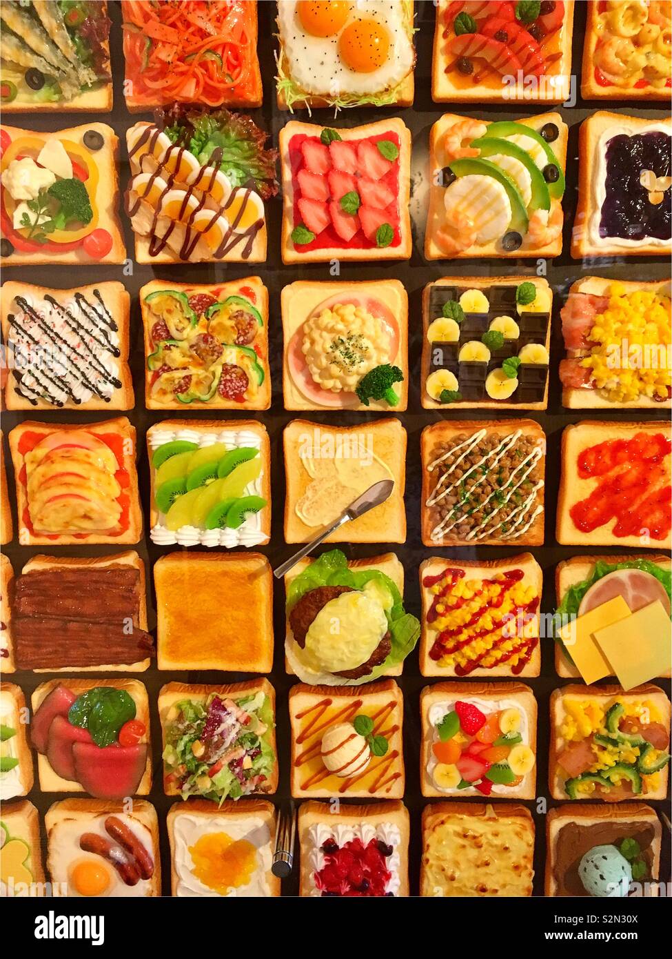 Plastic food display hi-res stock photography and images - Alamy
