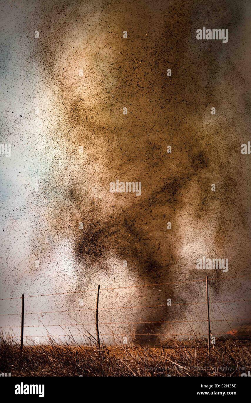 Wind whirlwind hi-res stock photography and images - Alamy