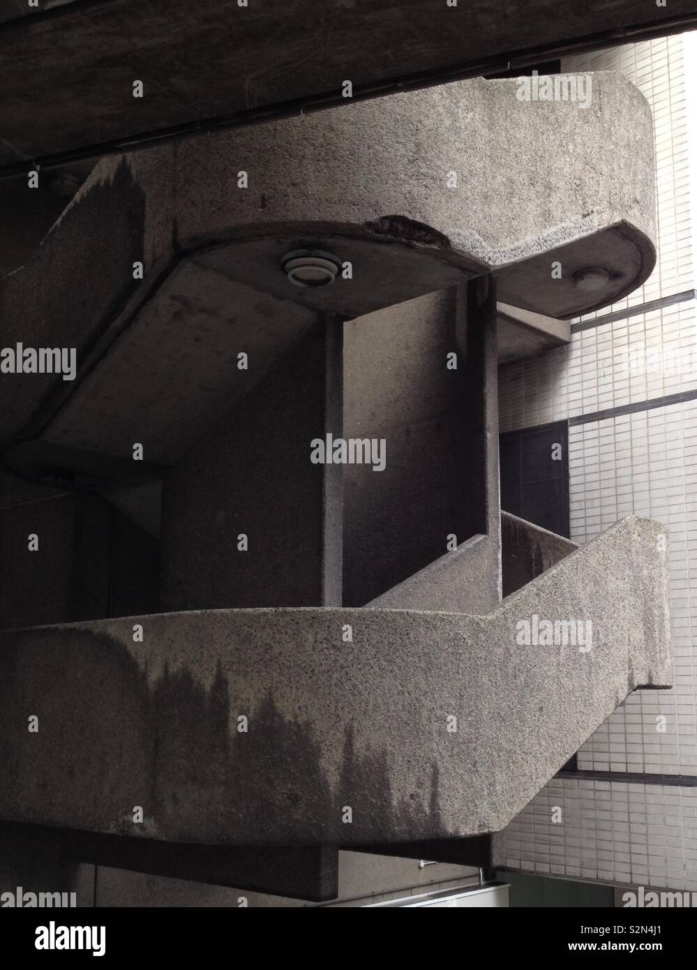 Brutalist brutalism hi-res stock photography and images - Alamy