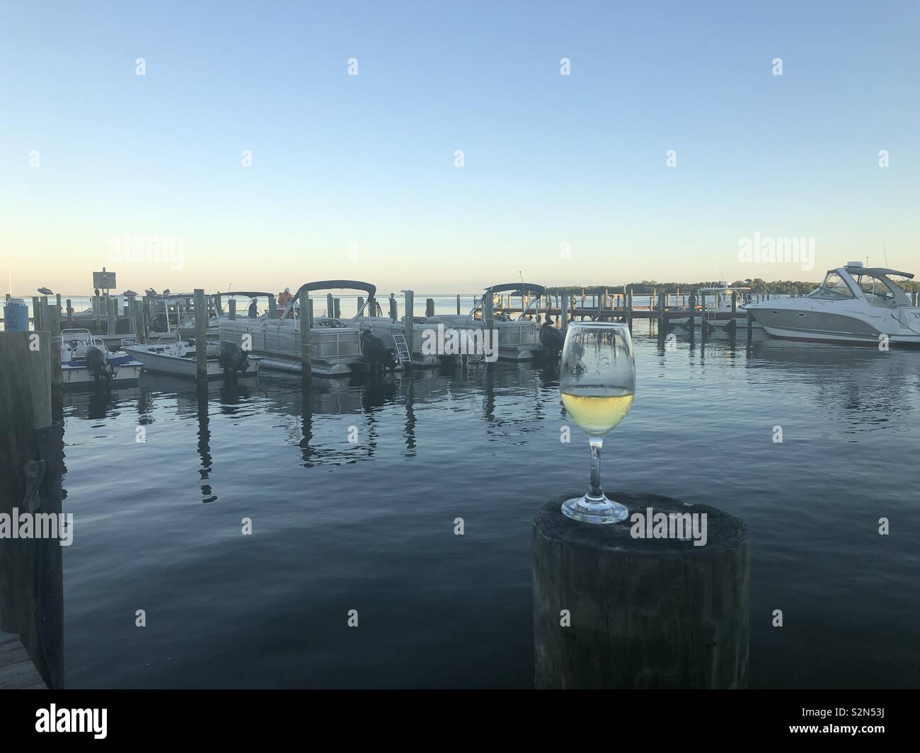 Dock cocktail hi-res stock photography and images - Alamy