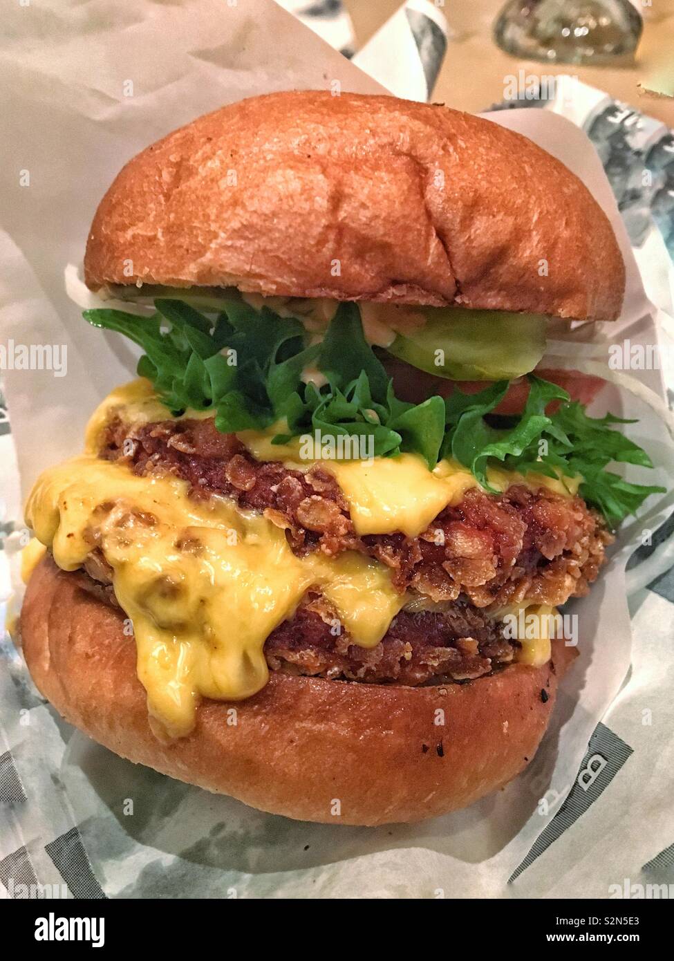 Fried Chicken Burger Stock Photo - Alamy