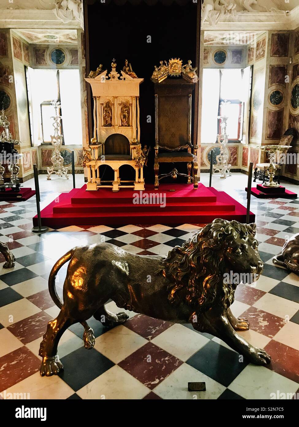 Christian castle castles hi-res stock photography and images - Alamy