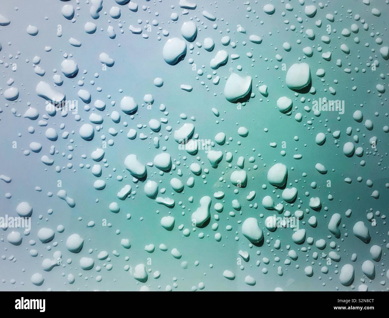 Drops rain hi-res stock photography and images - Alamy