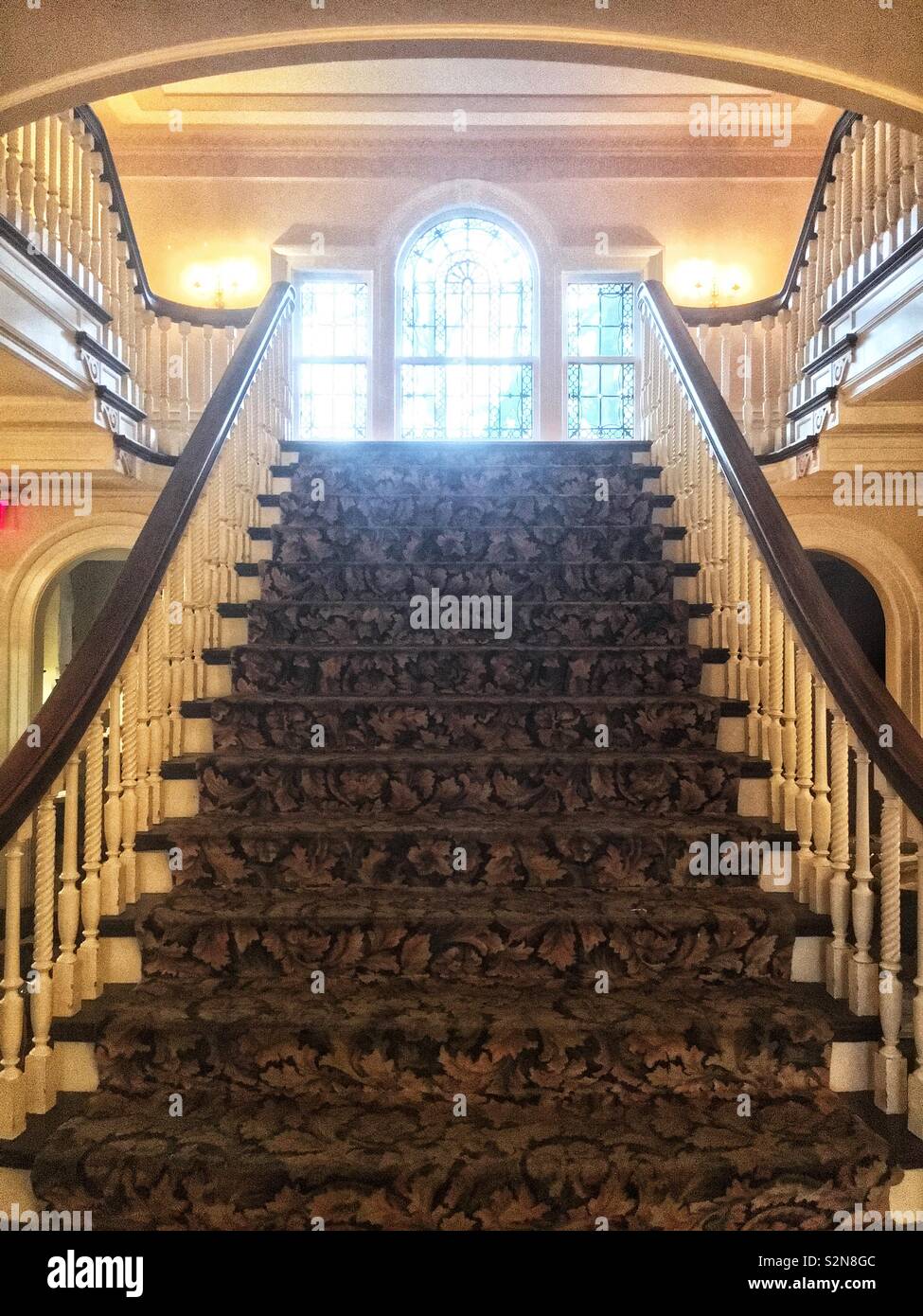 Fancy stairs hi-res stock photography and images - Alamy
