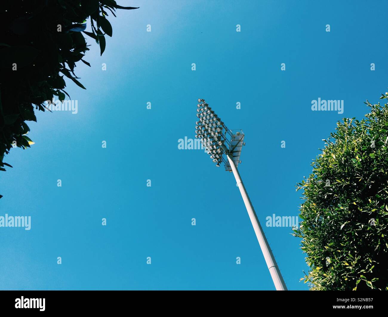 Stadium lights hi-res stock photography and images - Alamy