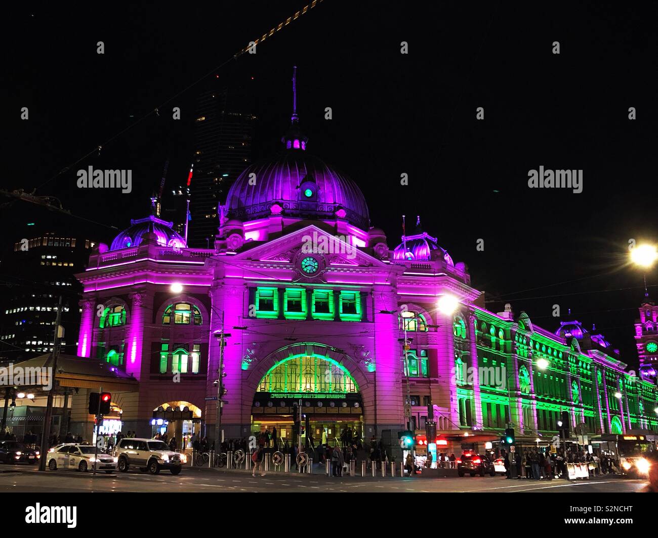 Flinders street clocks hi-res stock photography and images - Alamy