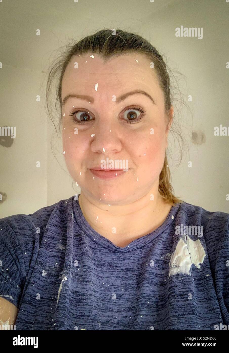 Girl plaster hi-res stock photography and images - Alamy