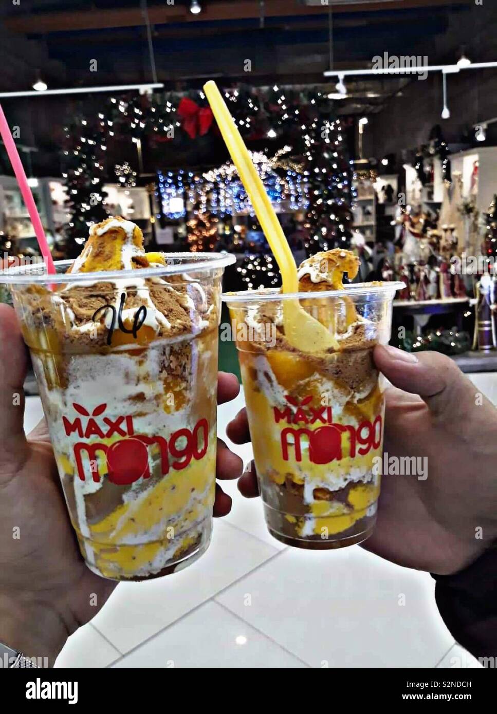 Mango mania hi-res stock photography and images - Alamy