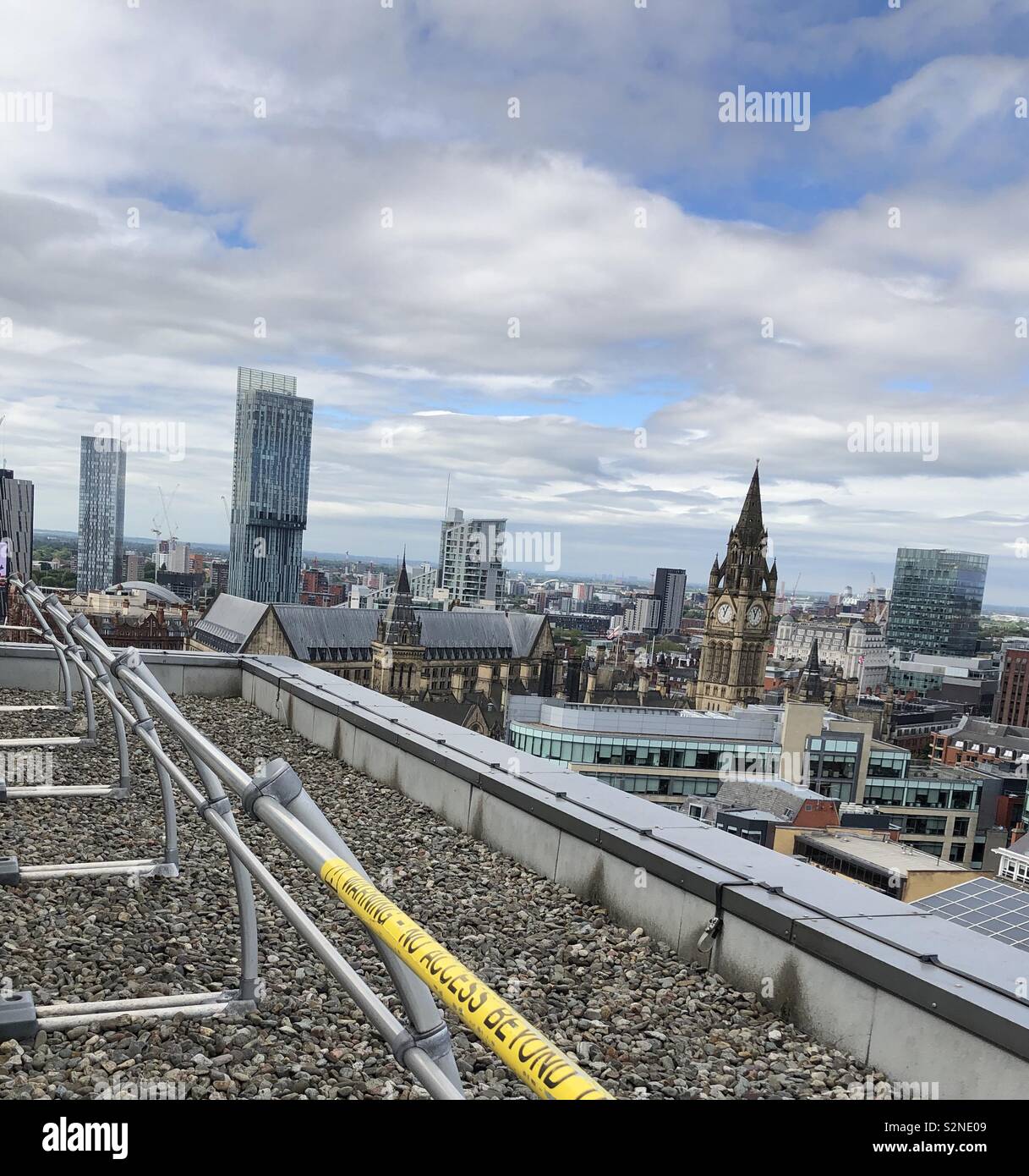 Manchester from above hi-res stock photography and images - Alamy
