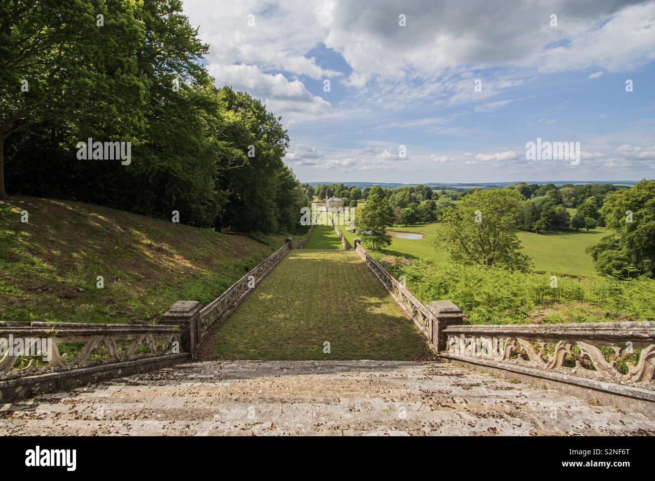 Drax estate hi-res stock photography and images - Alamy
