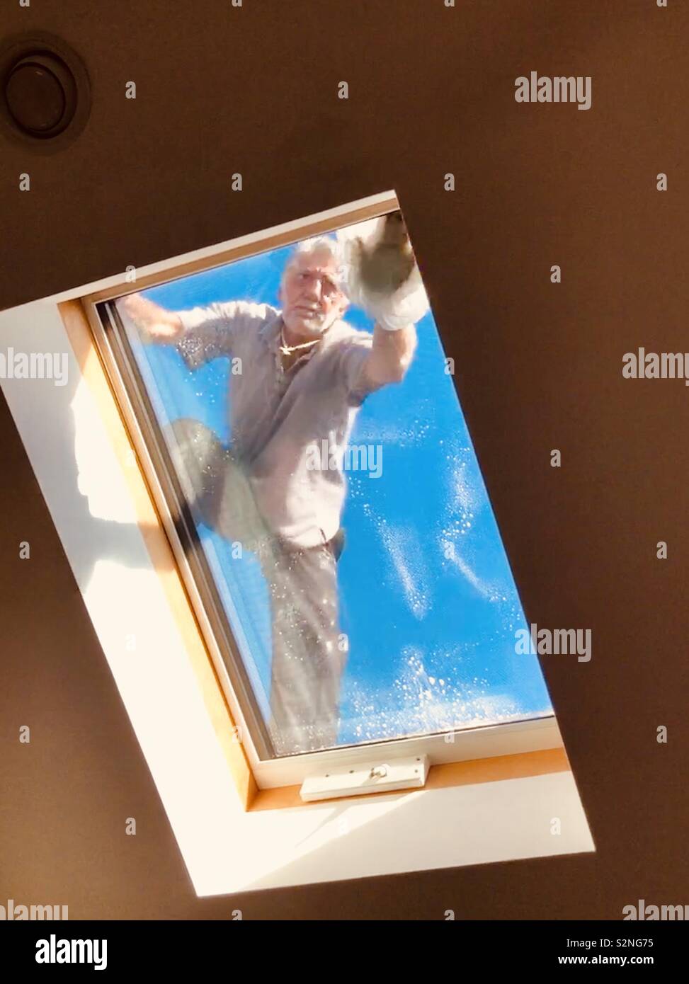 Sky light window hi-res stock photography and images - Alamy