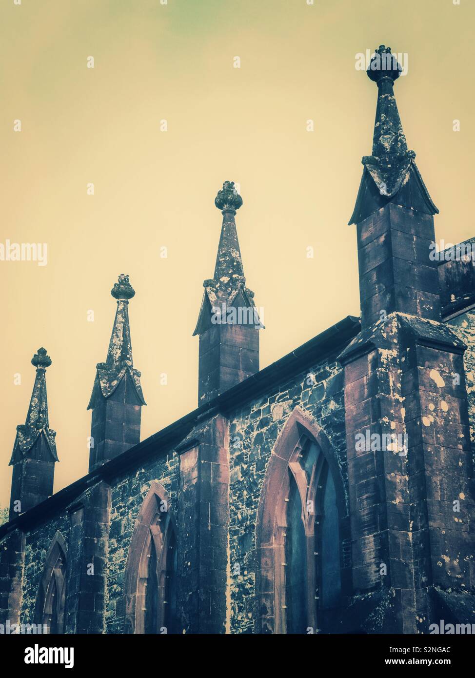 Stone churches hi-res stock photography and images - Alamy