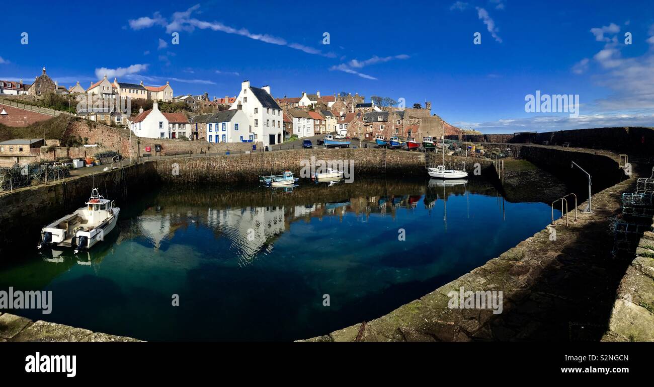 Fife harbour hi-res stock photography and images - Alamy