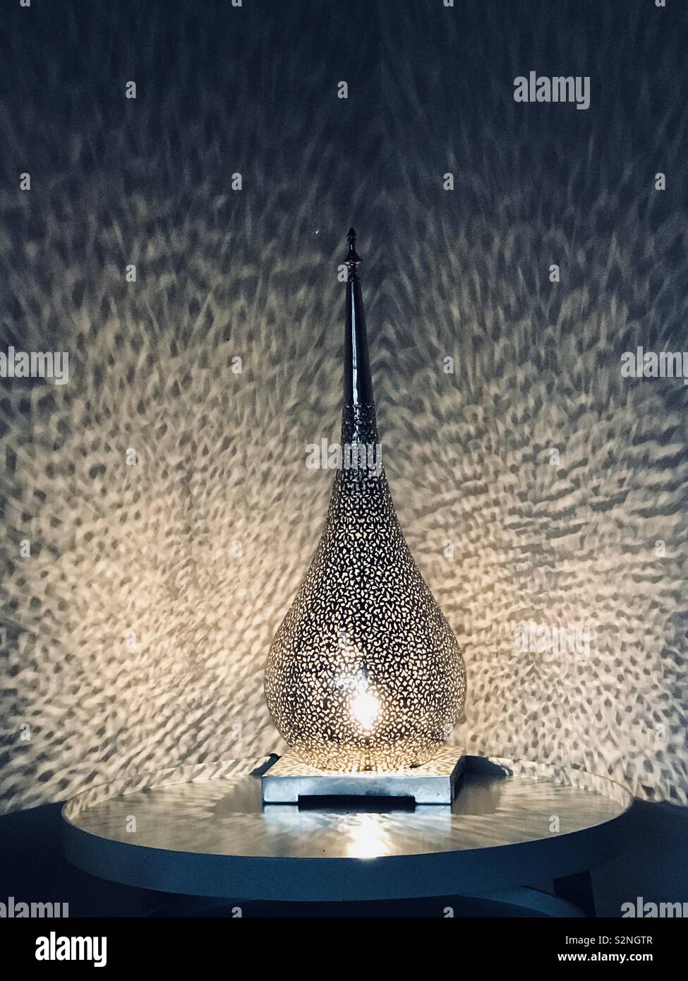 Moroccan lights hi-res stock photography and images - Alamy