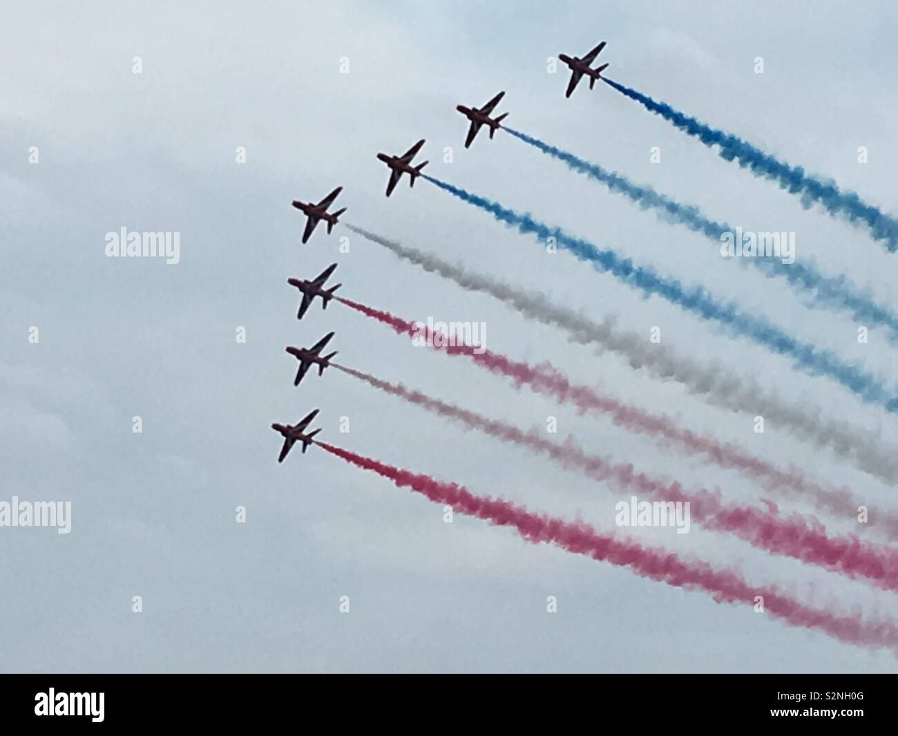 Red arrows planes hi-res stock photography and images - Alamy