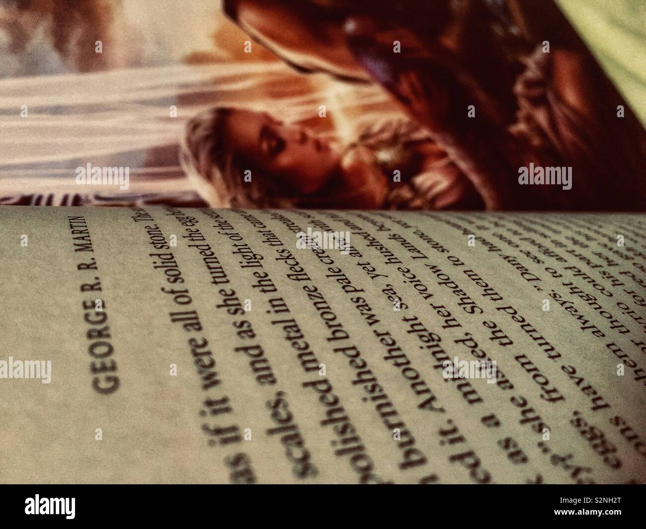 Lost in books hi-res stock photography and images - Alamy