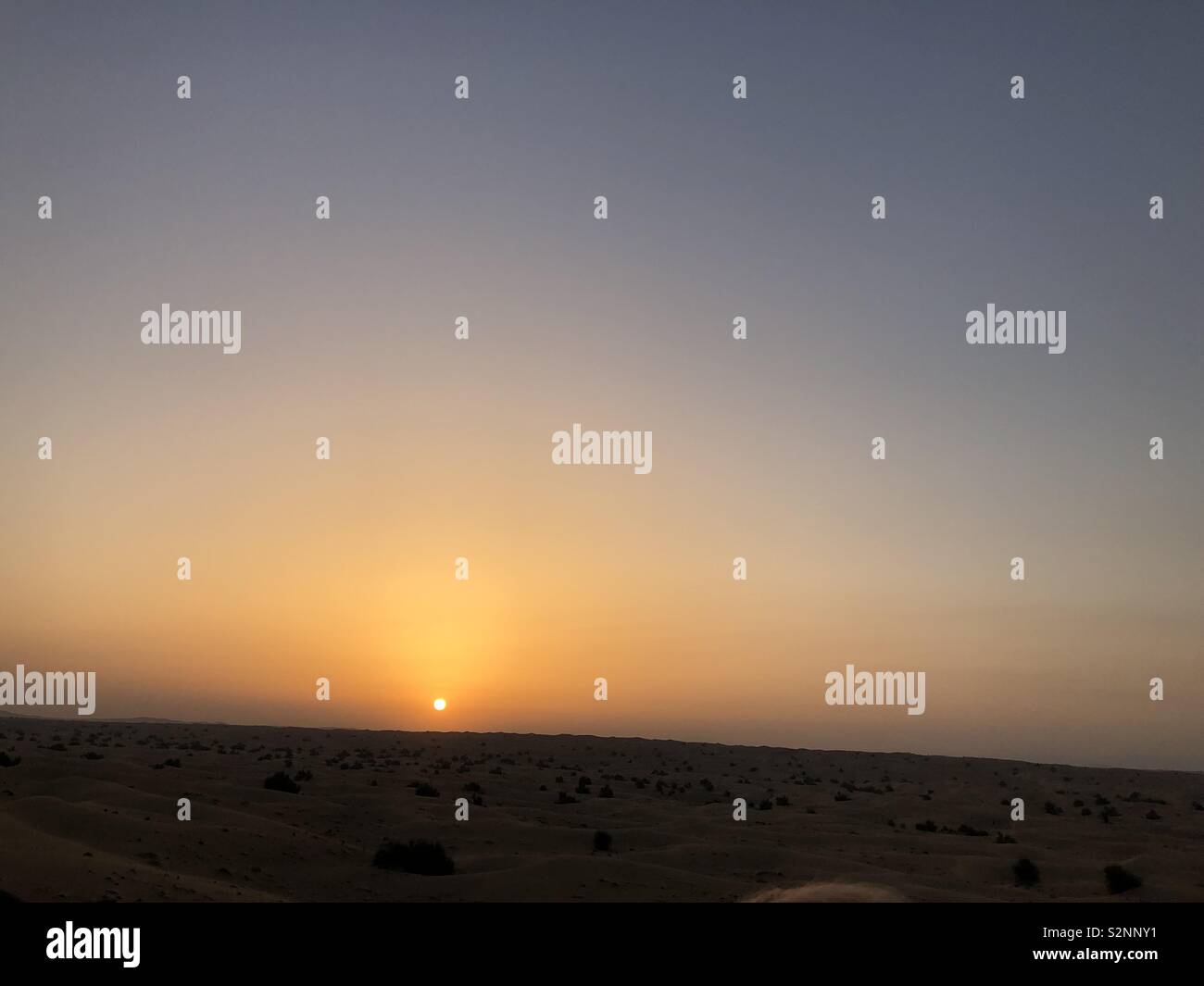 Dubai sunrise hi-res stock photography and images - Alamy