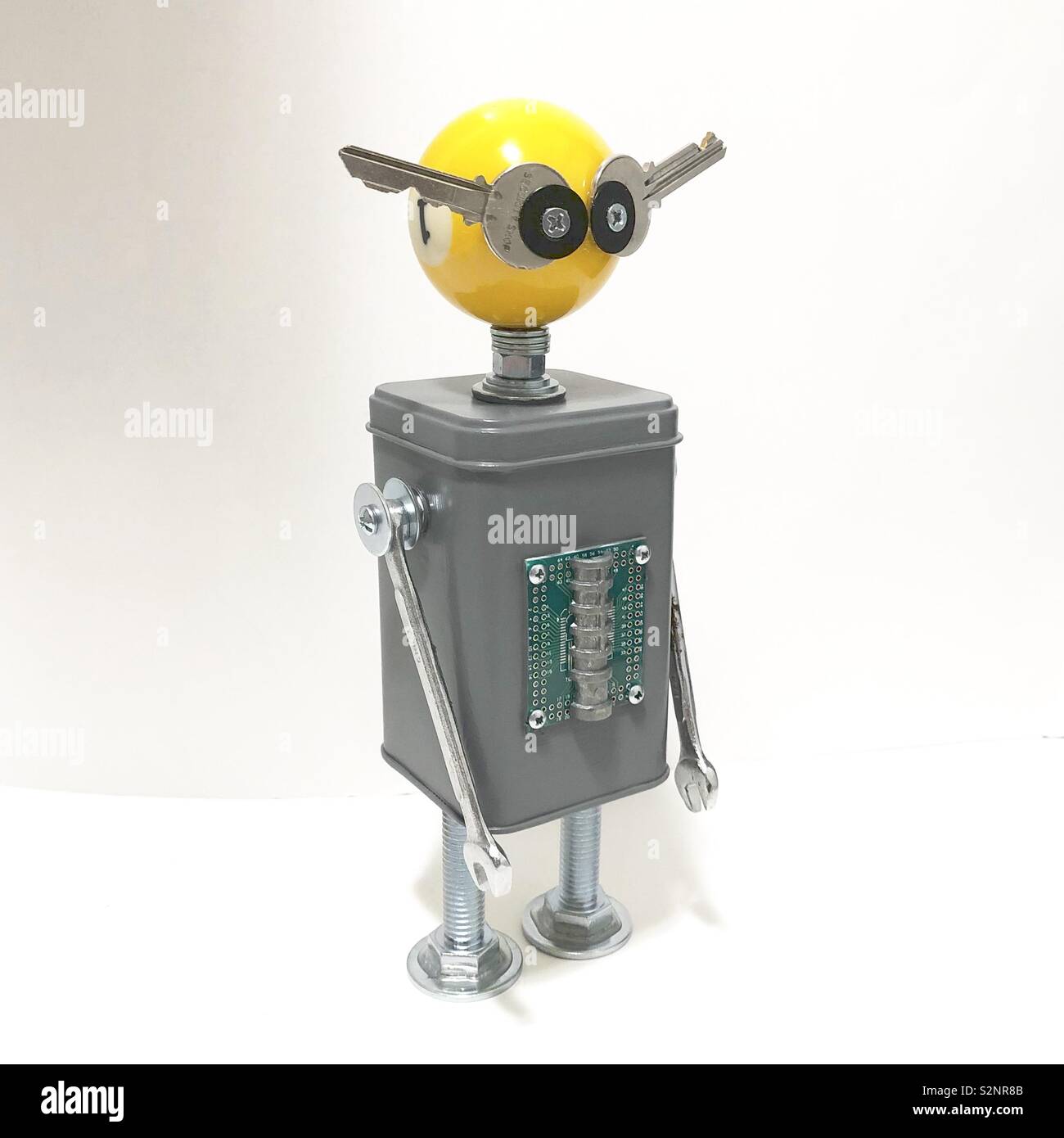 Robot hand sculpture hi-res stock photography and images - Alamy