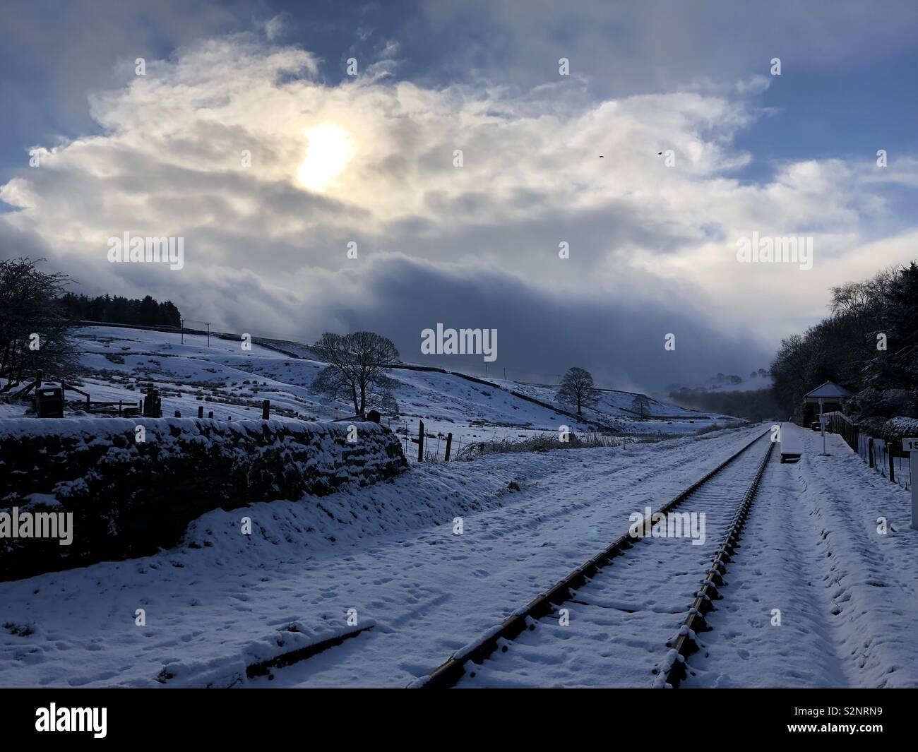 Snow train tracks hi-res stock photography and images - Alamy