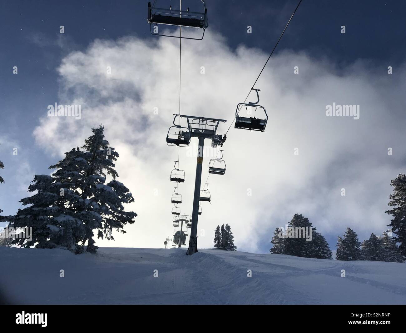 Ski lift line Stock Photo - Alamy