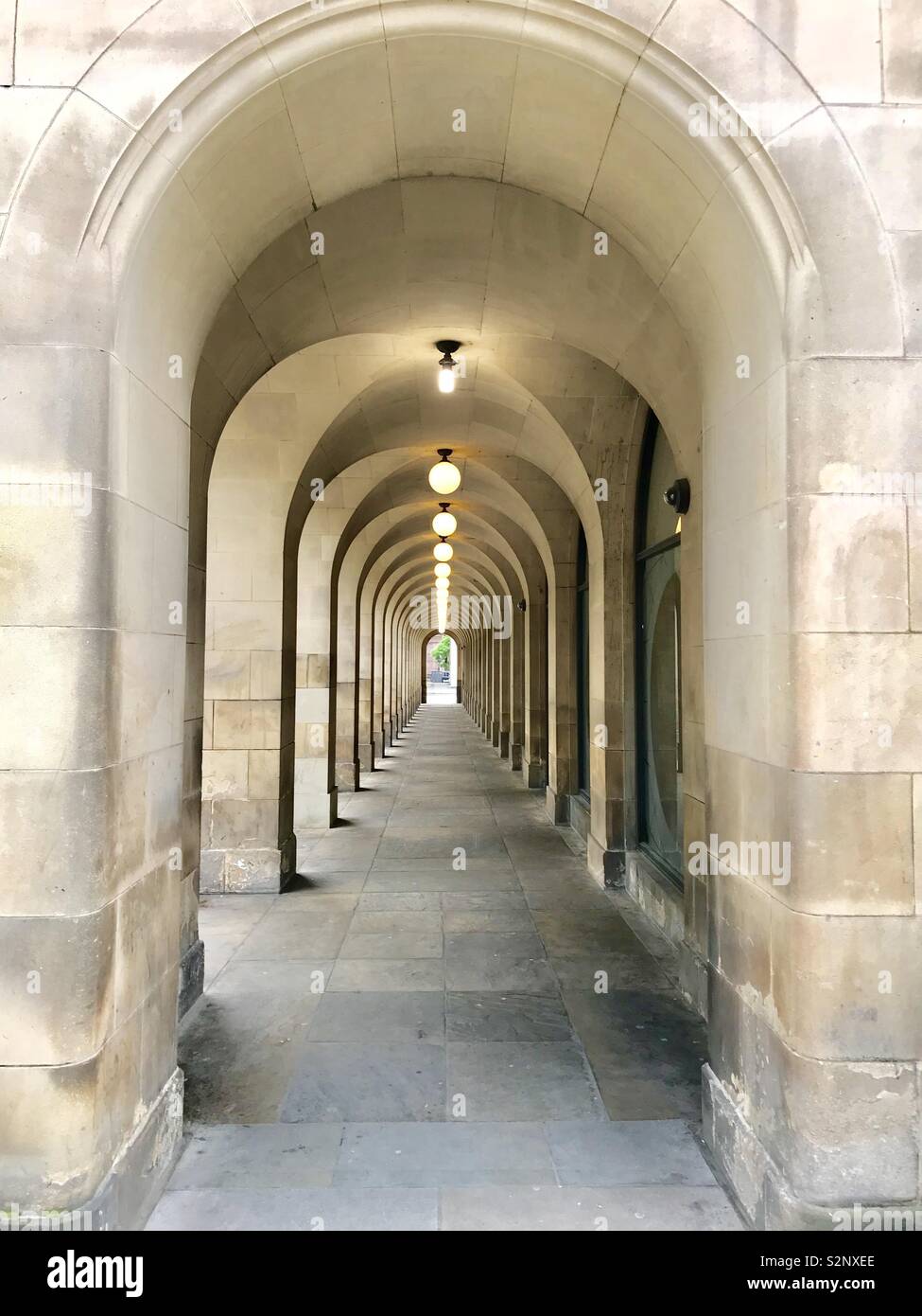 Covered arches hi-res stock photography and images - Alamy