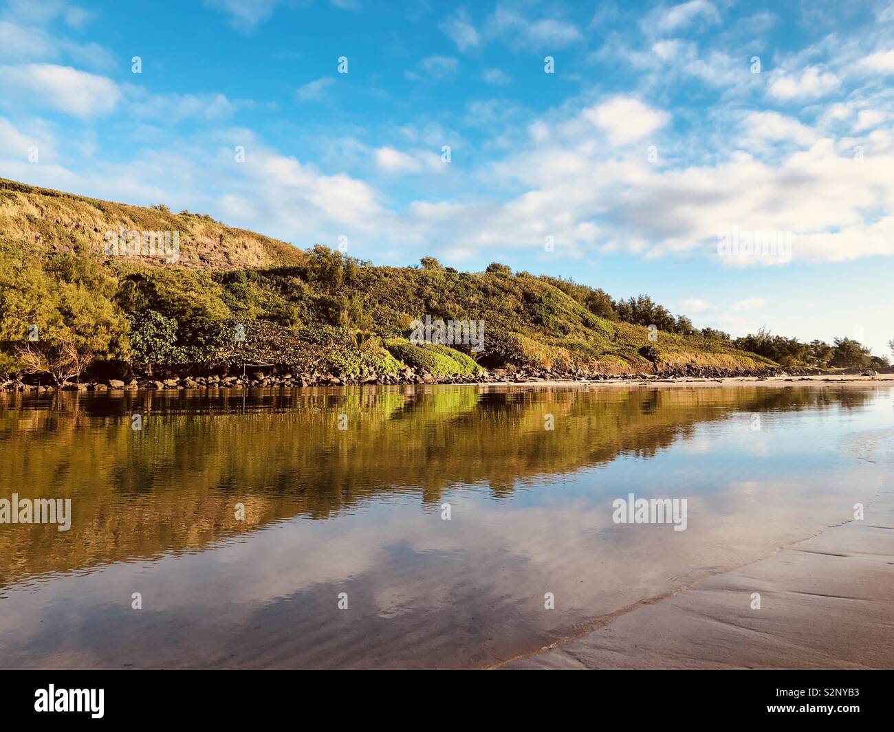 River_mouth hi-res stock photography and images - Alamy