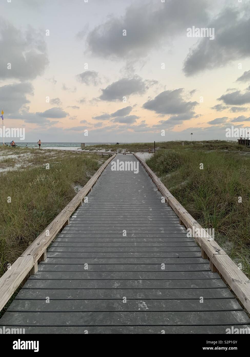 Beach walkways hi-res stock photography and images - Alamy