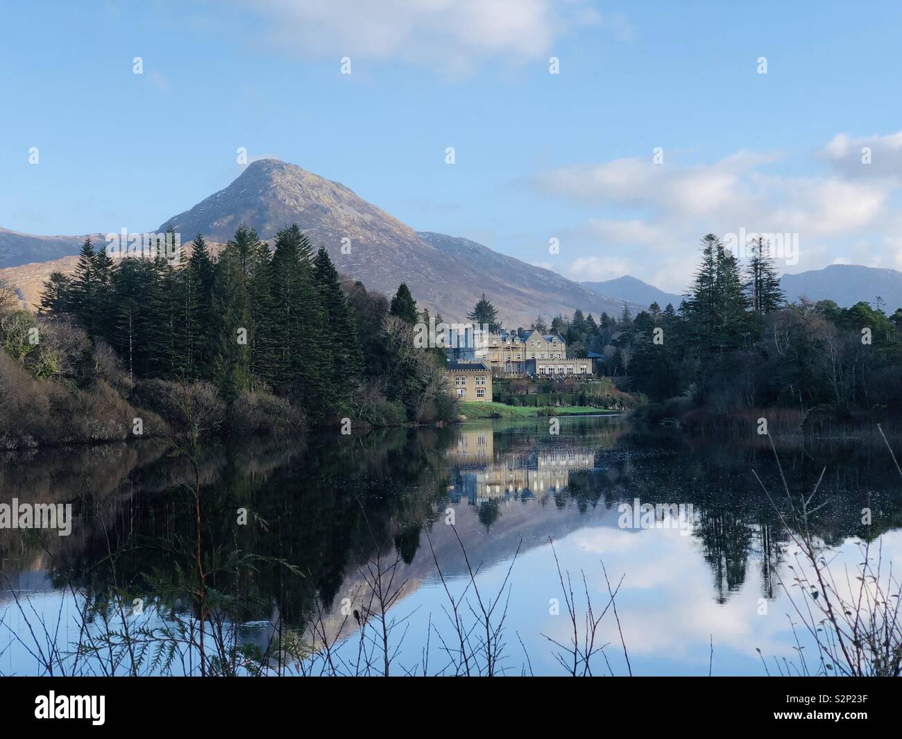 Ballynahinch castle hi-res stock photography and images - Alamy
