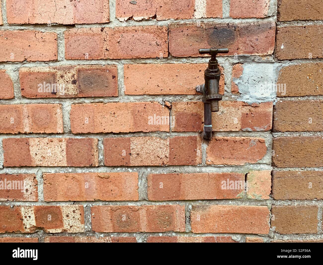 Supply bricks hi-res stock photography and images - Alamy