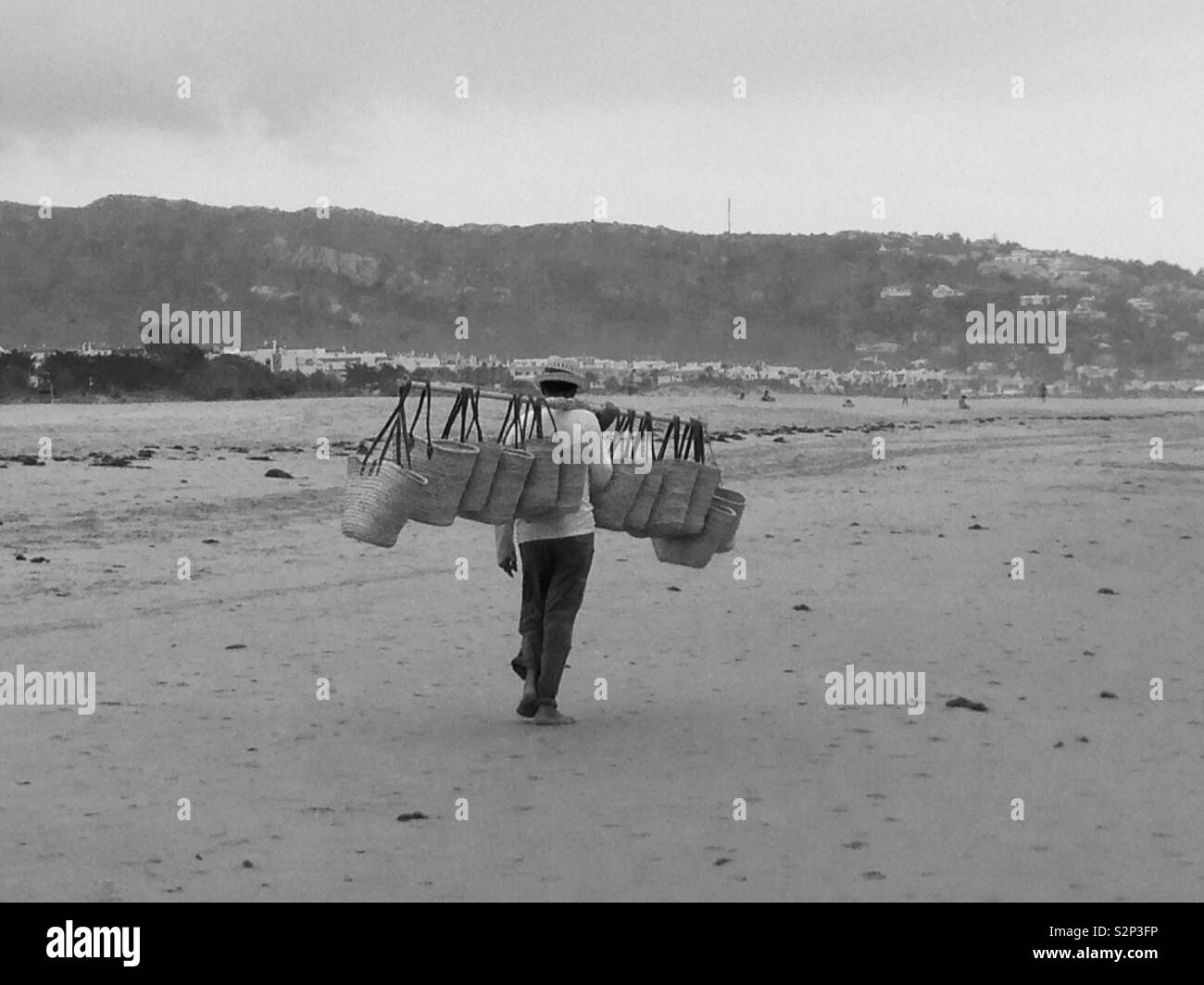 Merchant on the beach Stock Photo - Alamy
