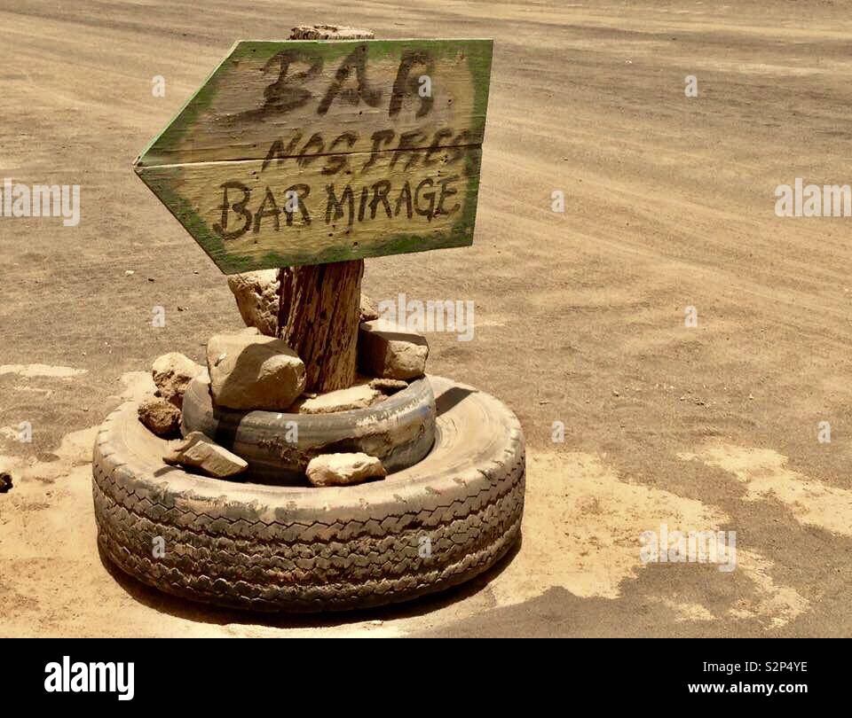 This way Mirage and refreshments Stock Photo - Alamy