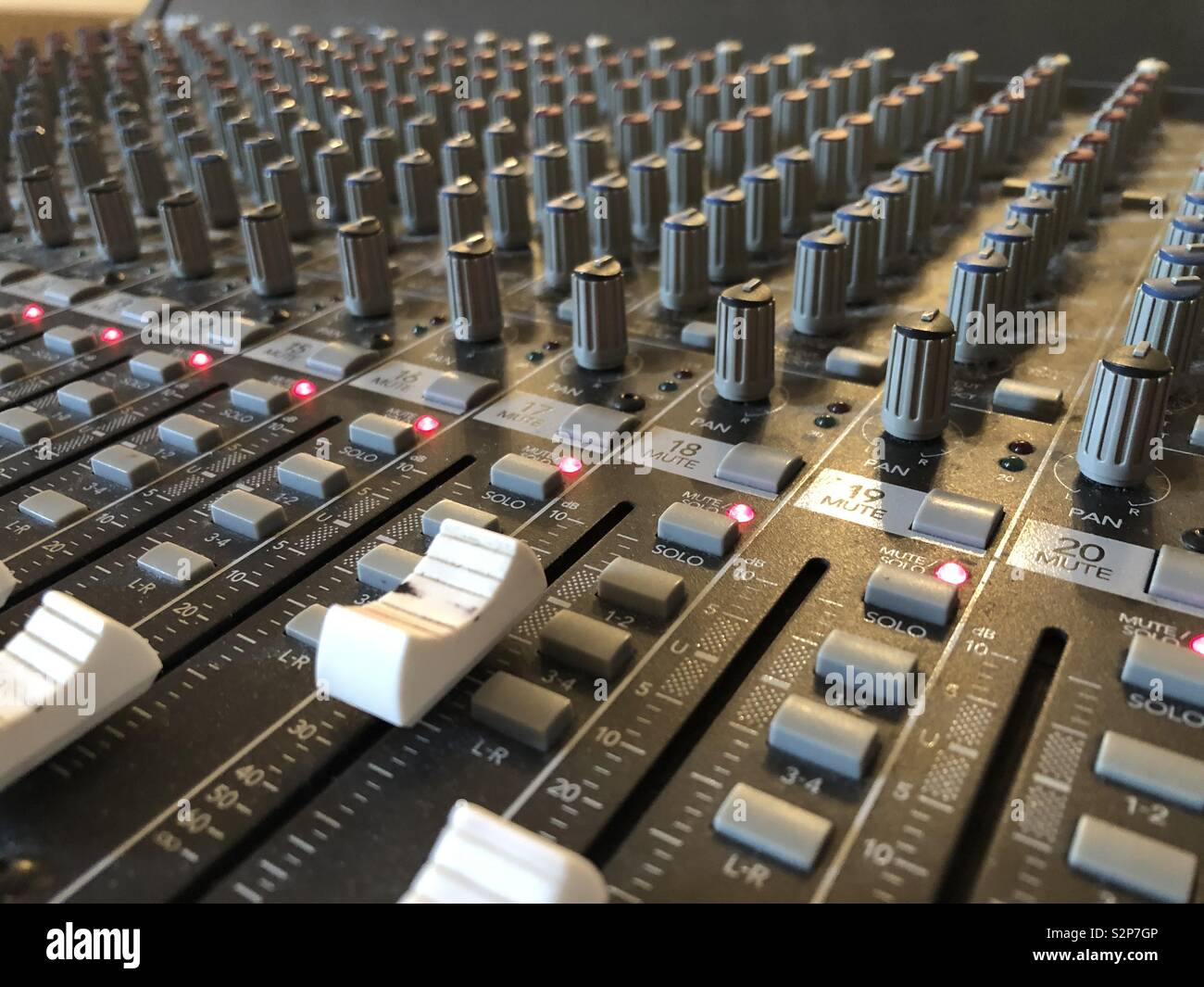 Sound board hi-res stock photography and images - Alamy