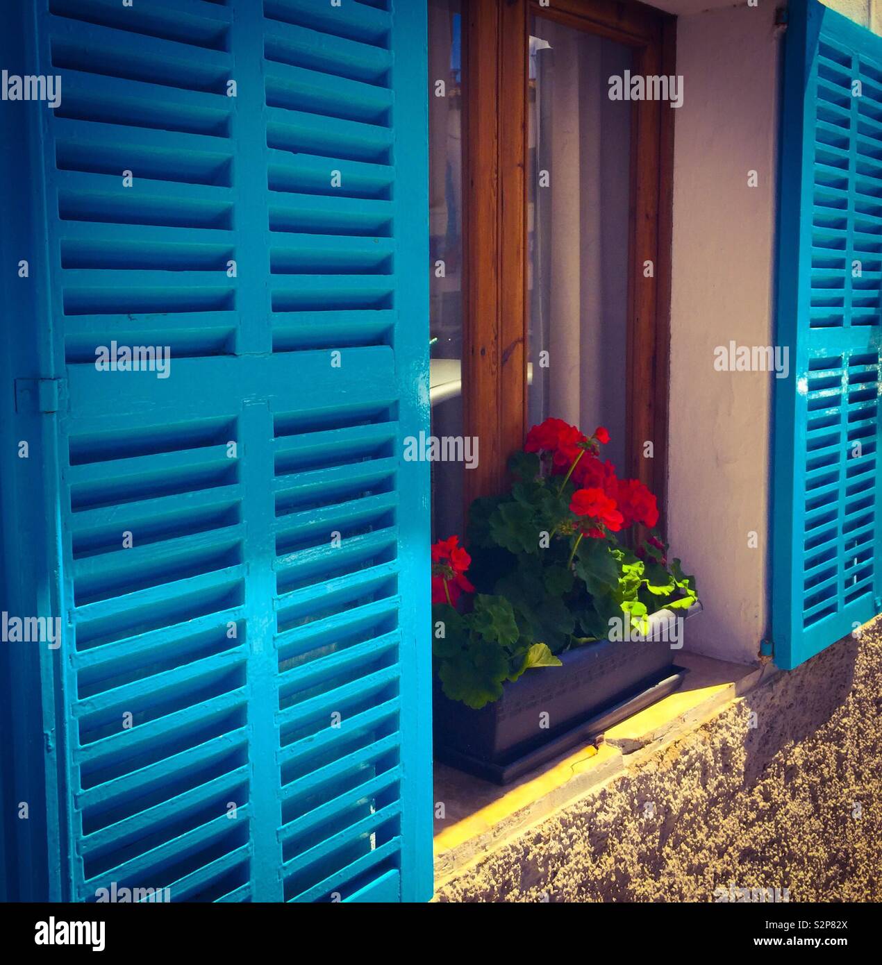 Spanish shutter hi-res stock photography and images - Alamy