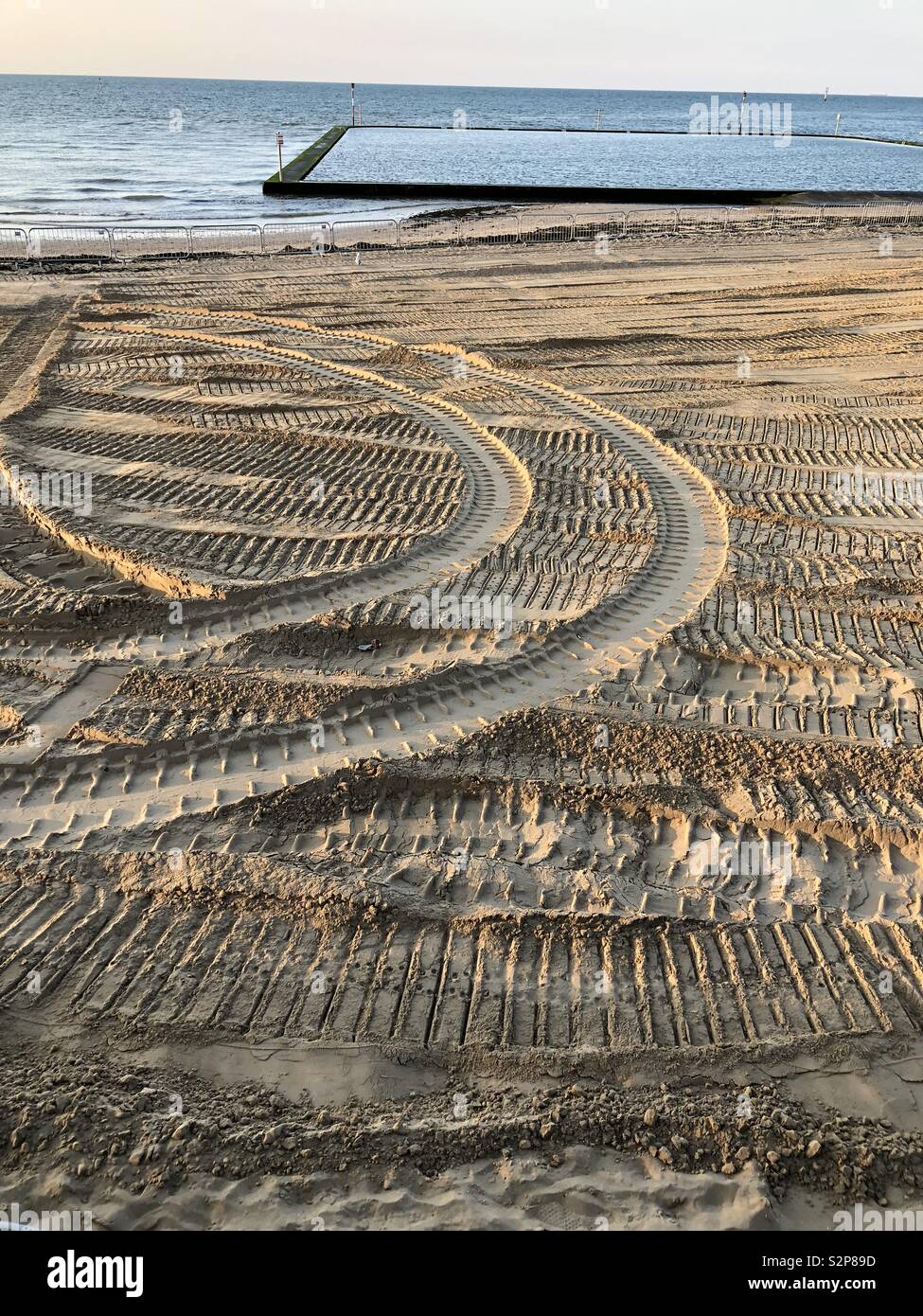 Tracks in sand Margate Beach Stock Photo - Alamy