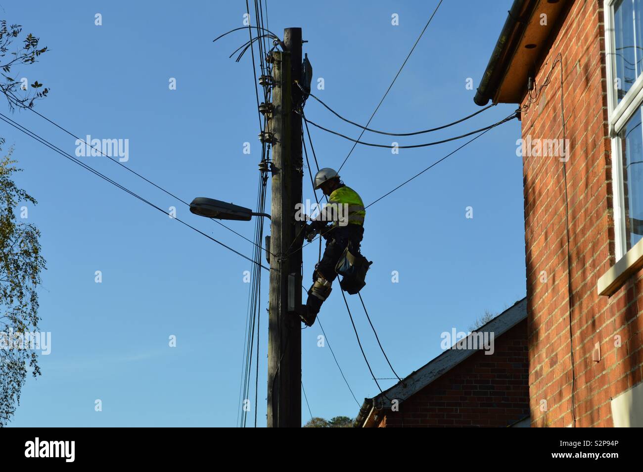 Pole telephone hi-res stock photography and images - Alamy