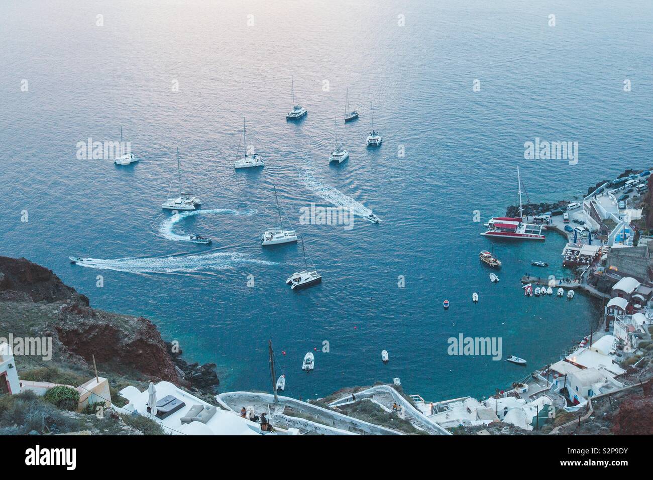Boats hi-res stock photography and images - Alamy