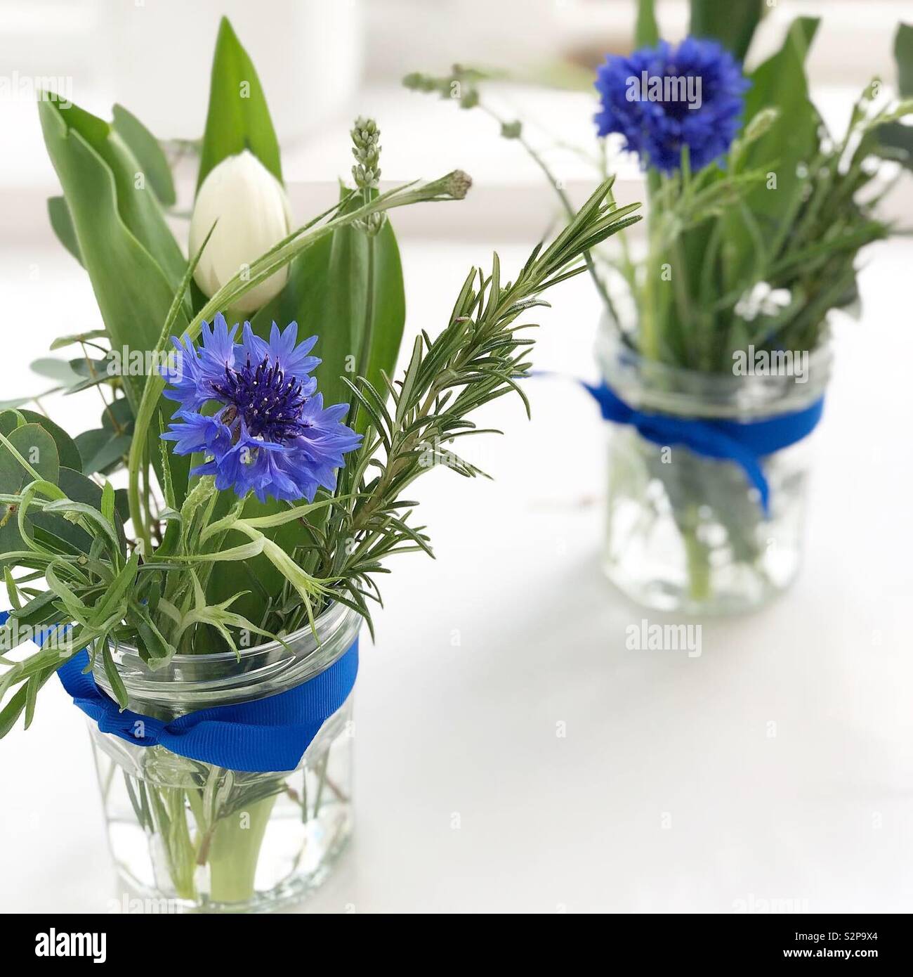 Posies of flowers hi-res stock photography and images - Alamy