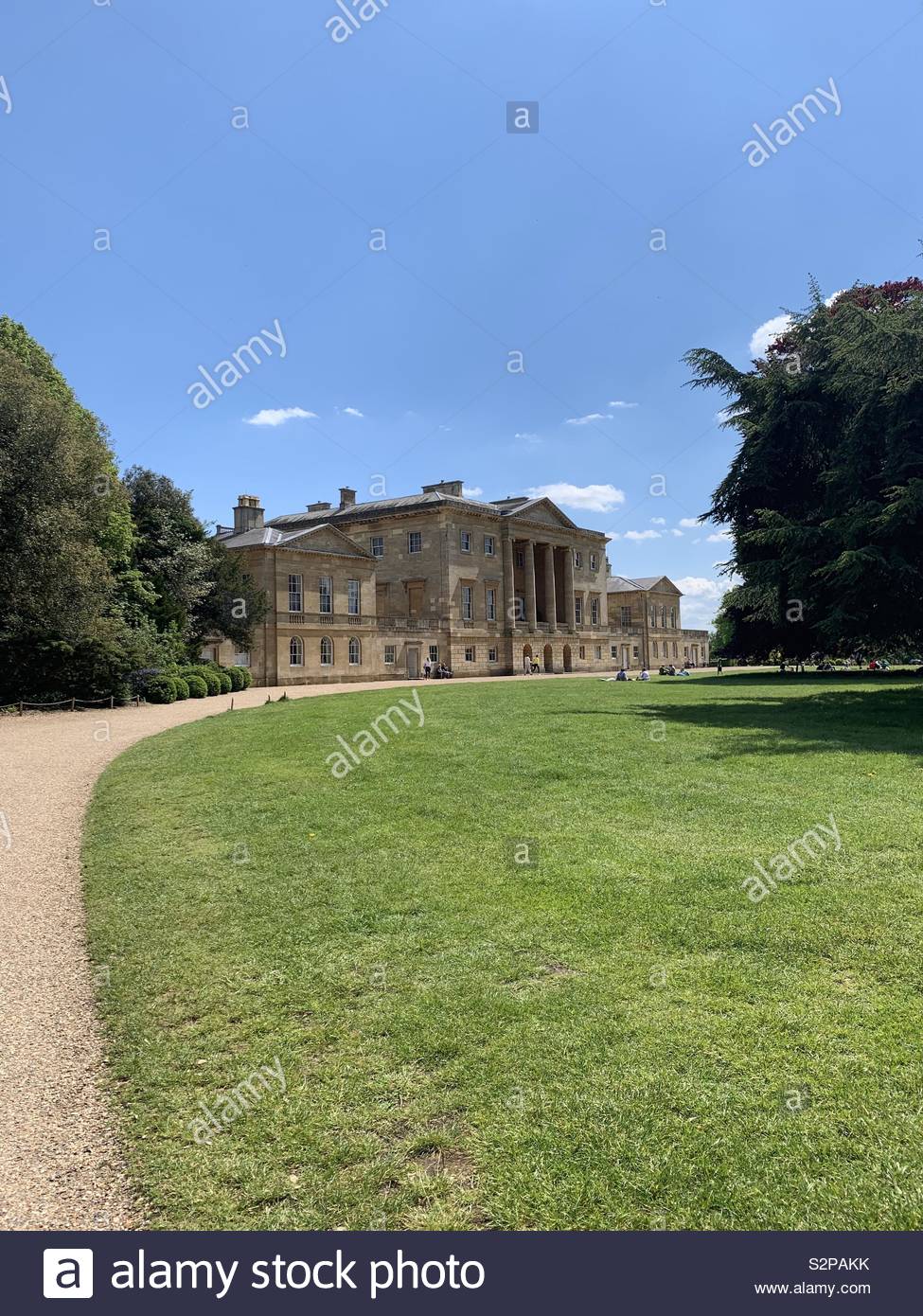 Basildon park hi-res stock photography and images - Alamy