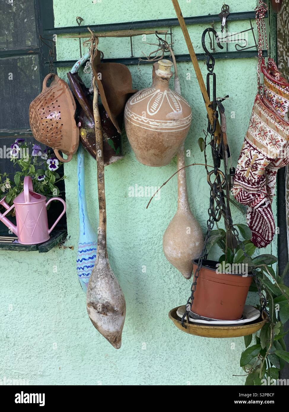 Traditional farm house hi-res stock photography and images - Alamy