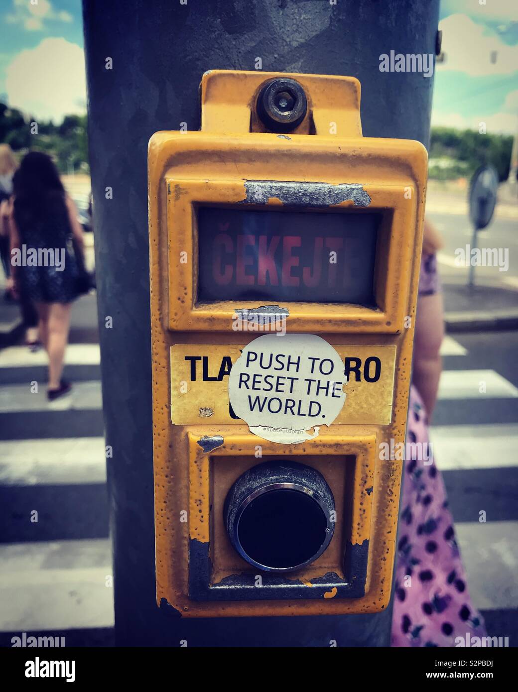 Push the button Stock Photo - Alamy