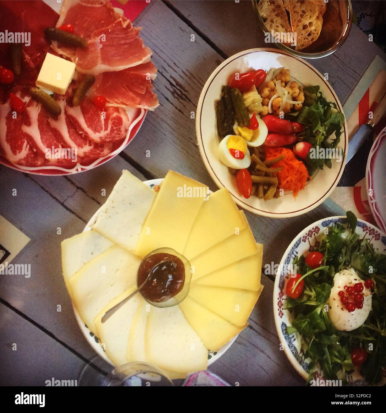 French tapas hi-res stock photography and images - Alamy