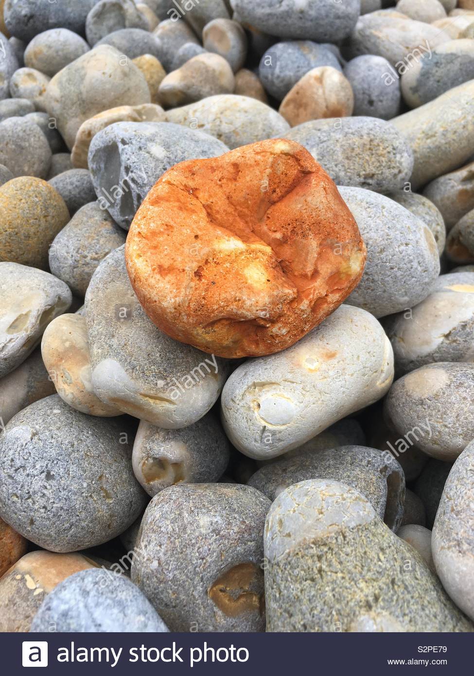 Coloured pebble hi-res stock photography and images - Alamy