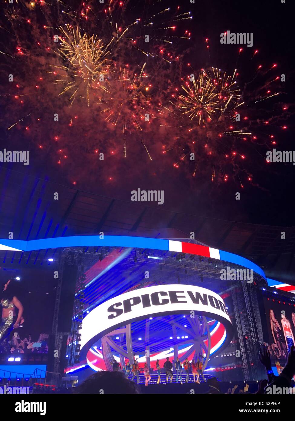 Spice girls in concert hi-res stock photography and images - Alamy